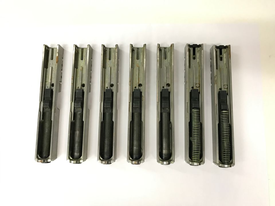 Misstänkt smuggling av 3D-printade vapendelar | Tullverket