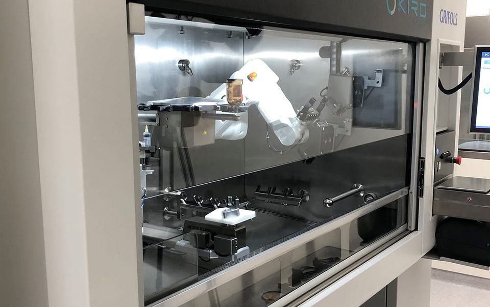 Akademiska först i Sverige med cytostatikarobot | Akademiska sjukhuset