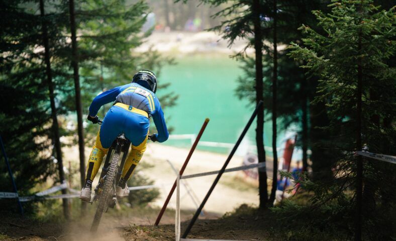 Oliver Zwar sexa på VM i downhill efter grym avslutning på finalåket ...