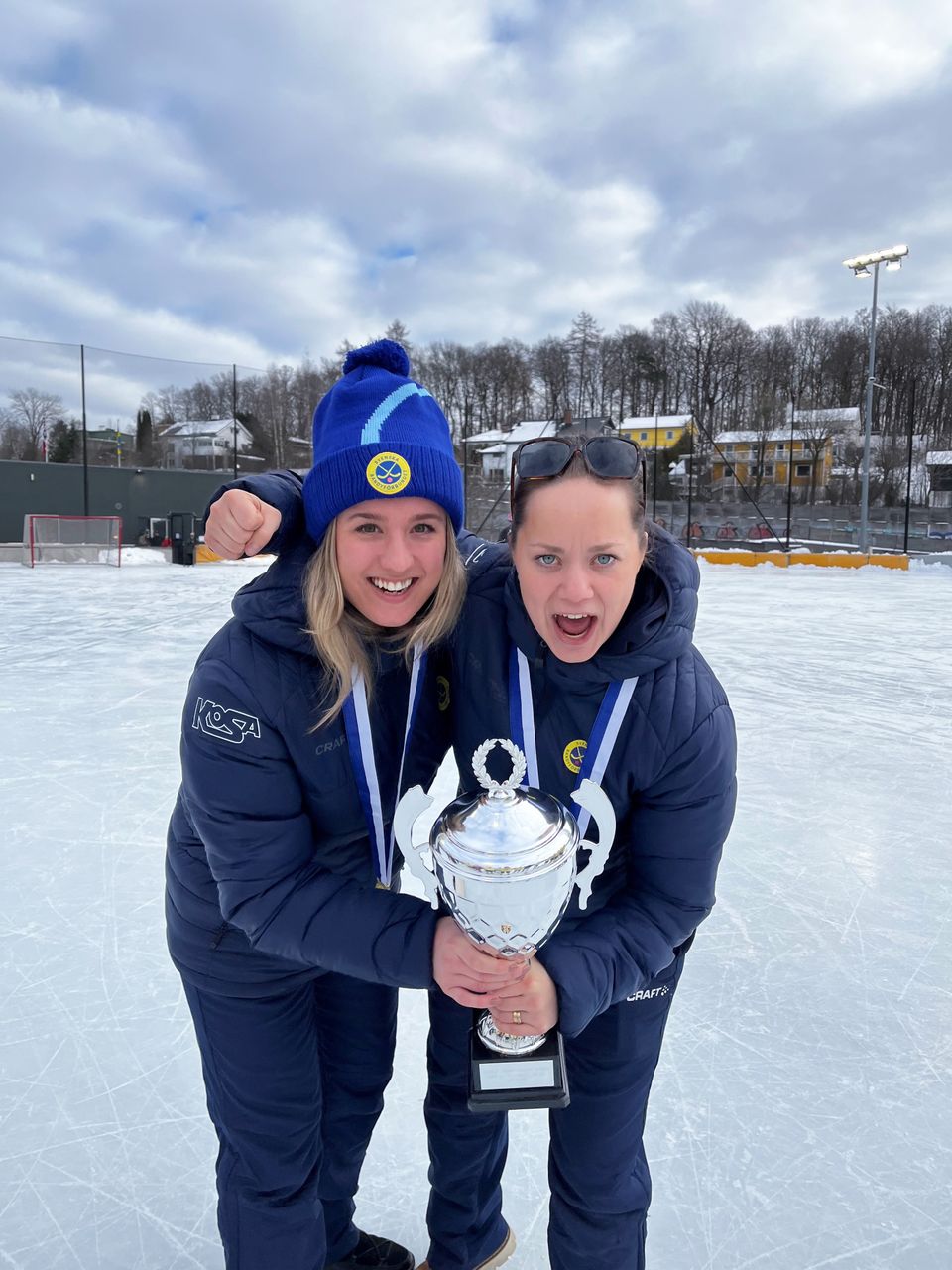 VM-guld till F17-landslaget i bandy - vann över hemmanationen Norge i ...