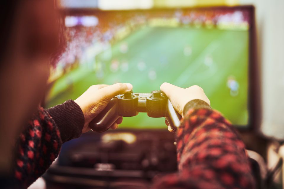 Tv-spel ska få fler att vilja låna böcker på biblioteken | Sigtuna kommun