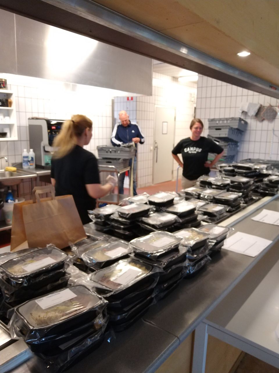 Digital skolmat för gymnasieelever i Uppsala | AcadeMedia