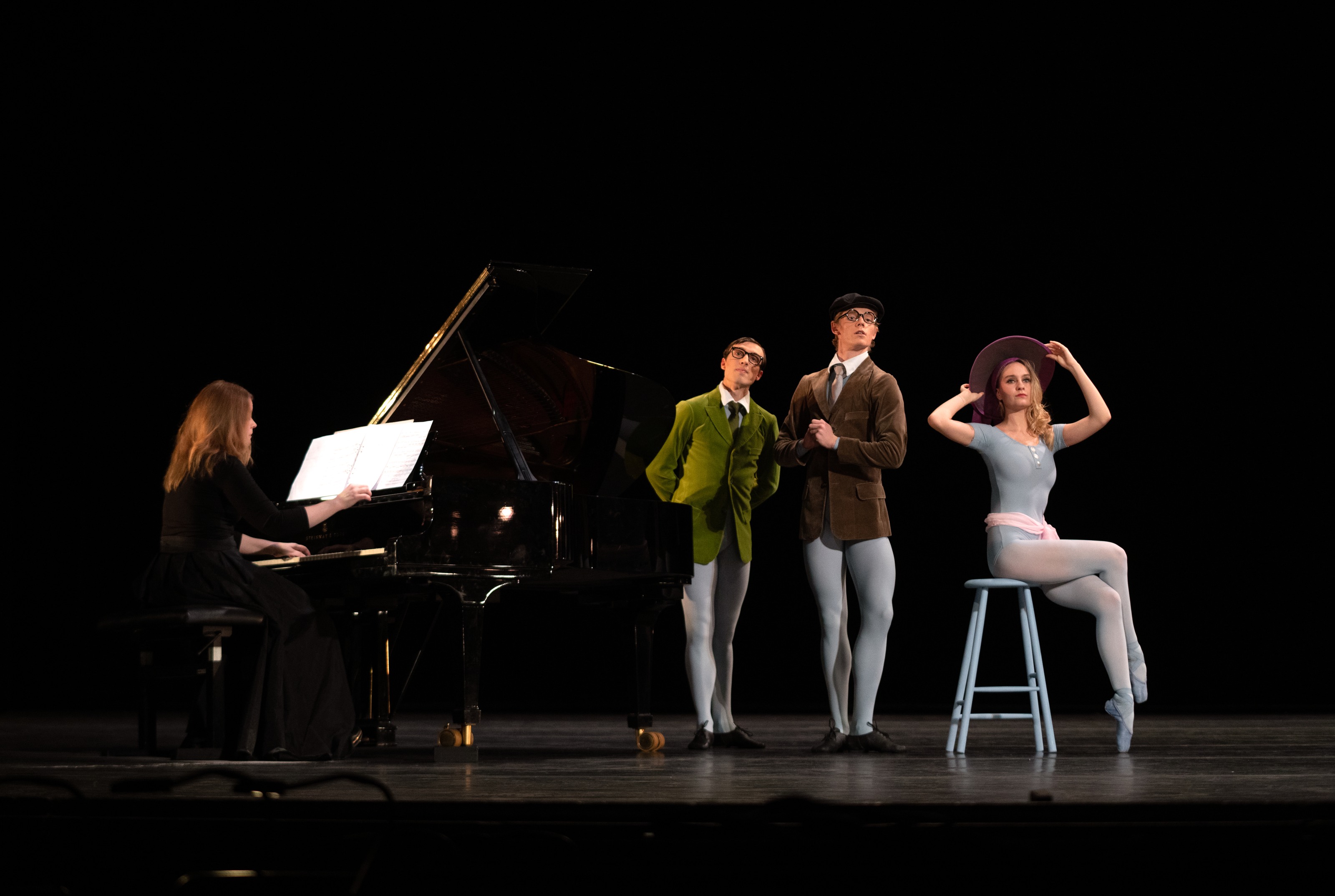 Hösten drar in med en fläkt från New York – premiär för Robbins ...