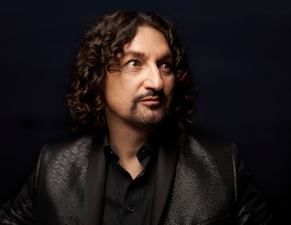 Di Leva släpper sitt första album på 10 år och inleder ett intensivt ...