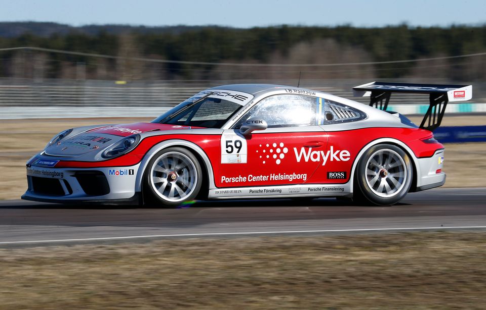 Rutinerade Rantzow förarnas favorit i Masters Cup | Porsche Carrera Cup ...