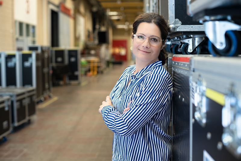 Mindy Drapsa- ny konstnärlig ledare för Riksteaterns Tyst Teater ...