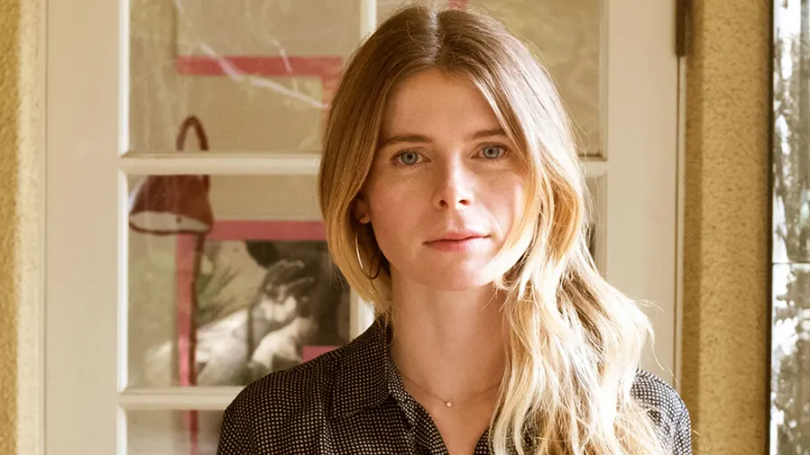 Två nya böcker av Emma Cline, författaren till den internationella ...