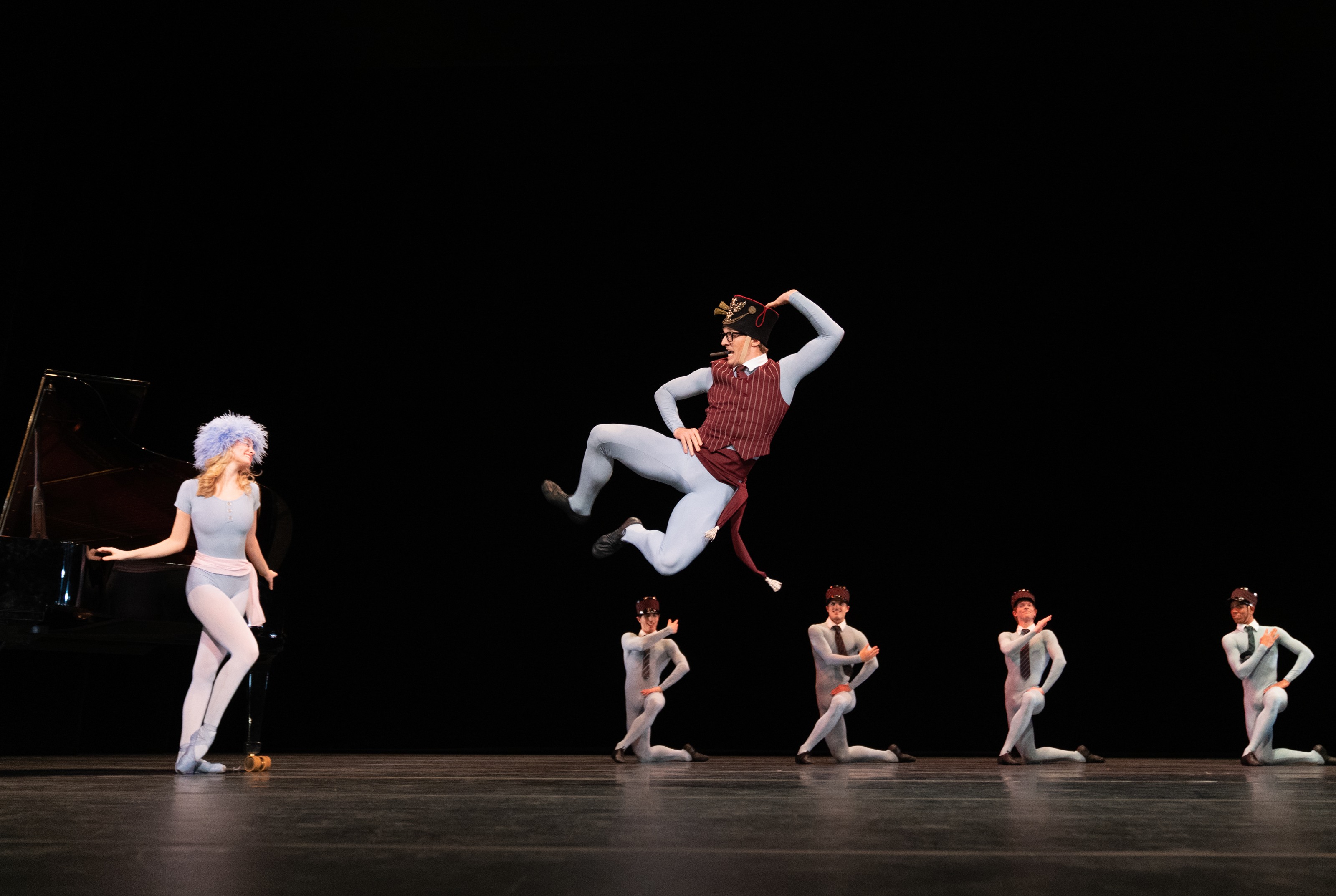 Hösten drar in med en fläkt från New York – premiär för Robbins ...