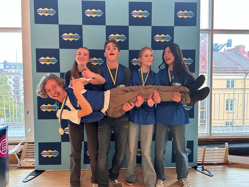 Två klasser från Farsta i topp när regionsfinalen i Yrkeskampen ...