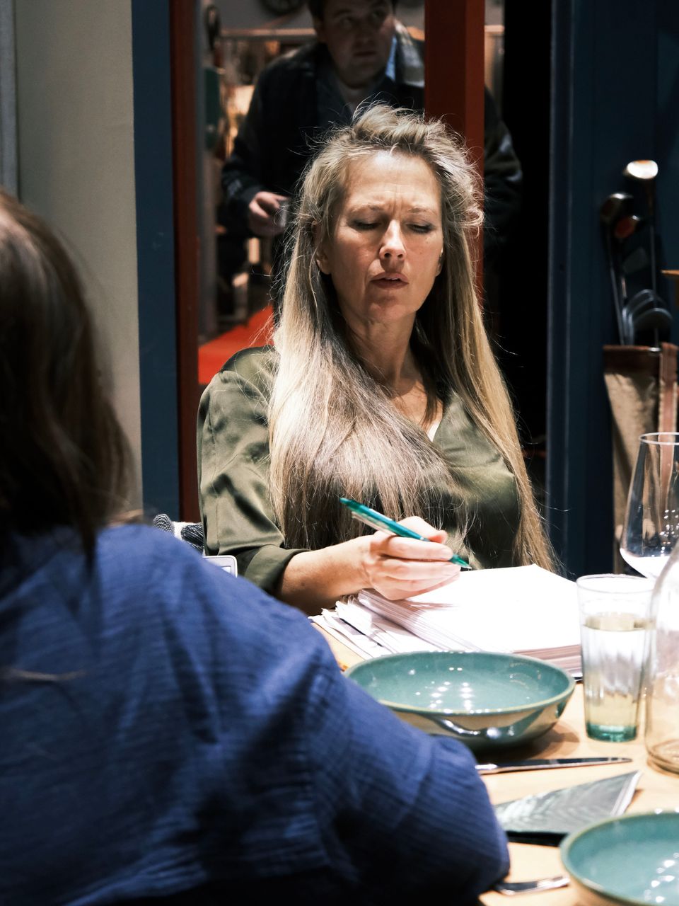 En skoningslös pjäs i regi av en av världens mest kontroversiella ...