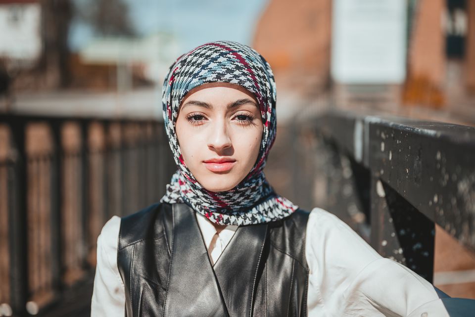 Artisten AmenA startar insamling för flickors framtid | Plan ...