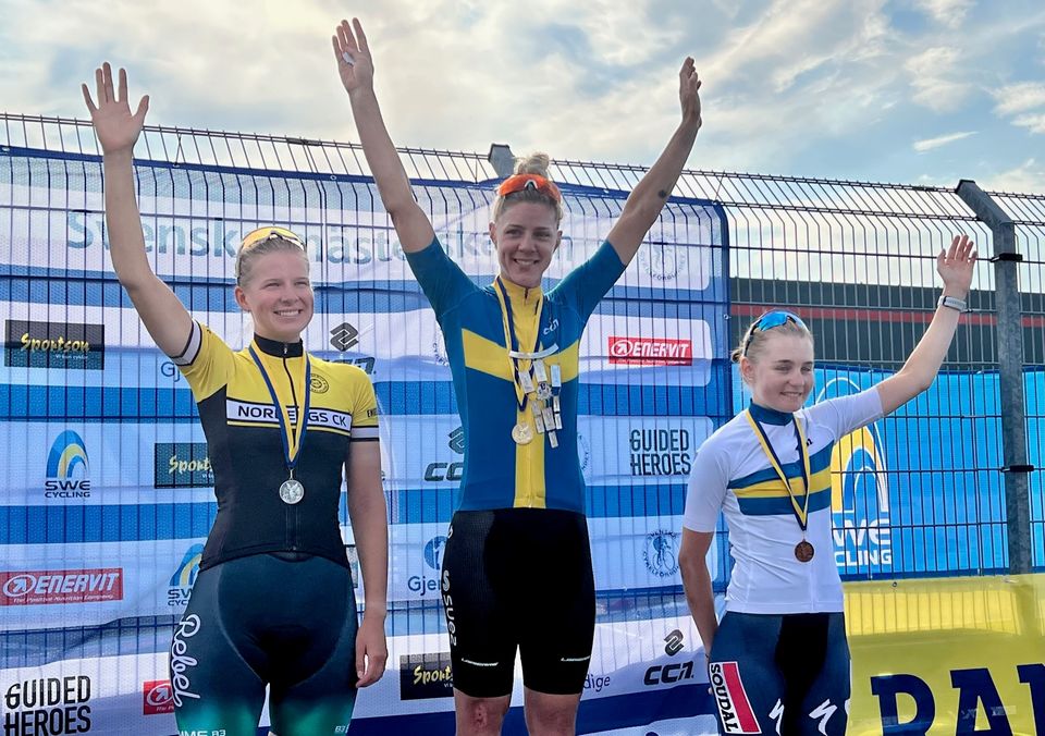 Emilia Fahlin var starkast i spurten på SM-linje | Svenska Cykelförbundet