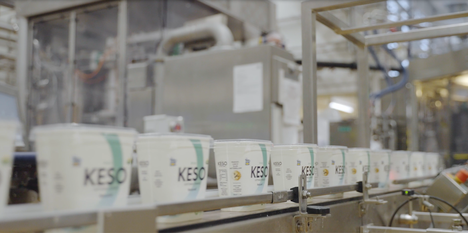 Nytt rekord för cottage cheese-mejeriet i Falkenberg | Arla