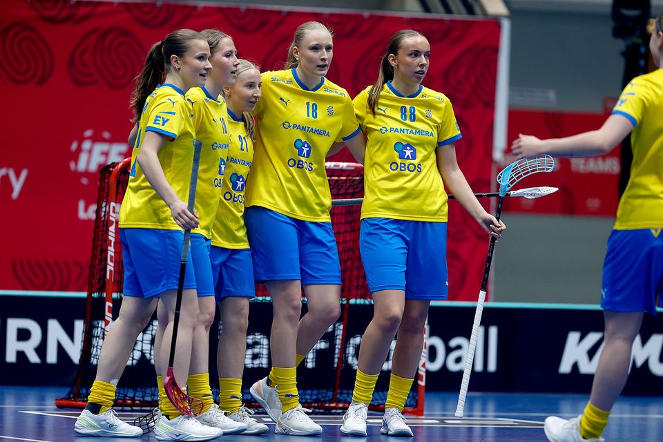 Sverige till VM-final efter rysare mot Schweiz | Svensk Innebandy