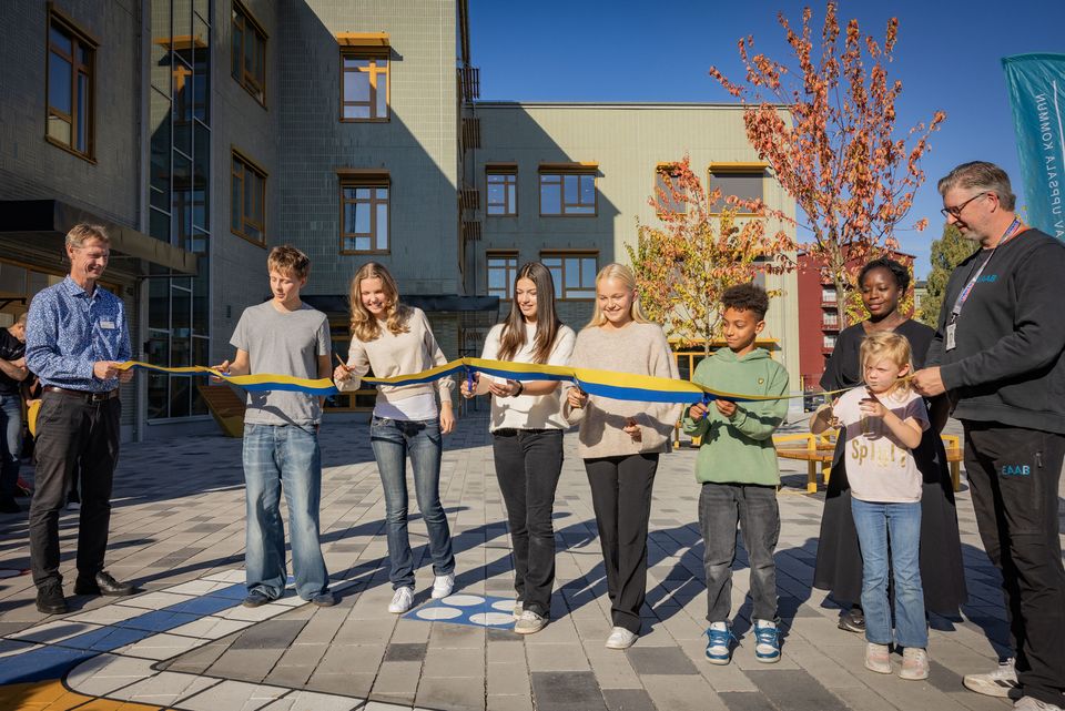 Natur, trivsel och aktivitet ramar in vardagen på Rosendals skola ...