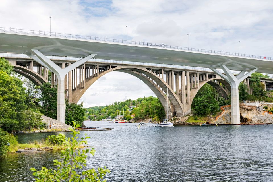 Två broar i Stockholmsregionen tävlar om arkitekturpris | Sveriges ...